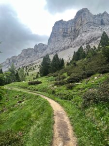 Why I love hiking in the Pyrenees! A Complete Guide - BEA ADVENTUROUS